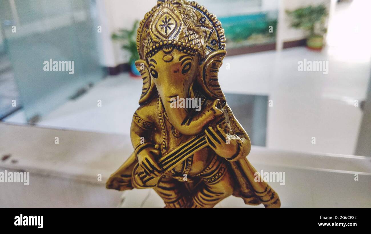 Ganesha dansant Banque de photographies et d’images à haute résolution ...