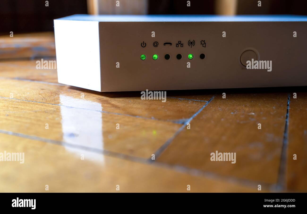 Routeur wifi blanc avancé, modem de ligne d'abonné numérique ...