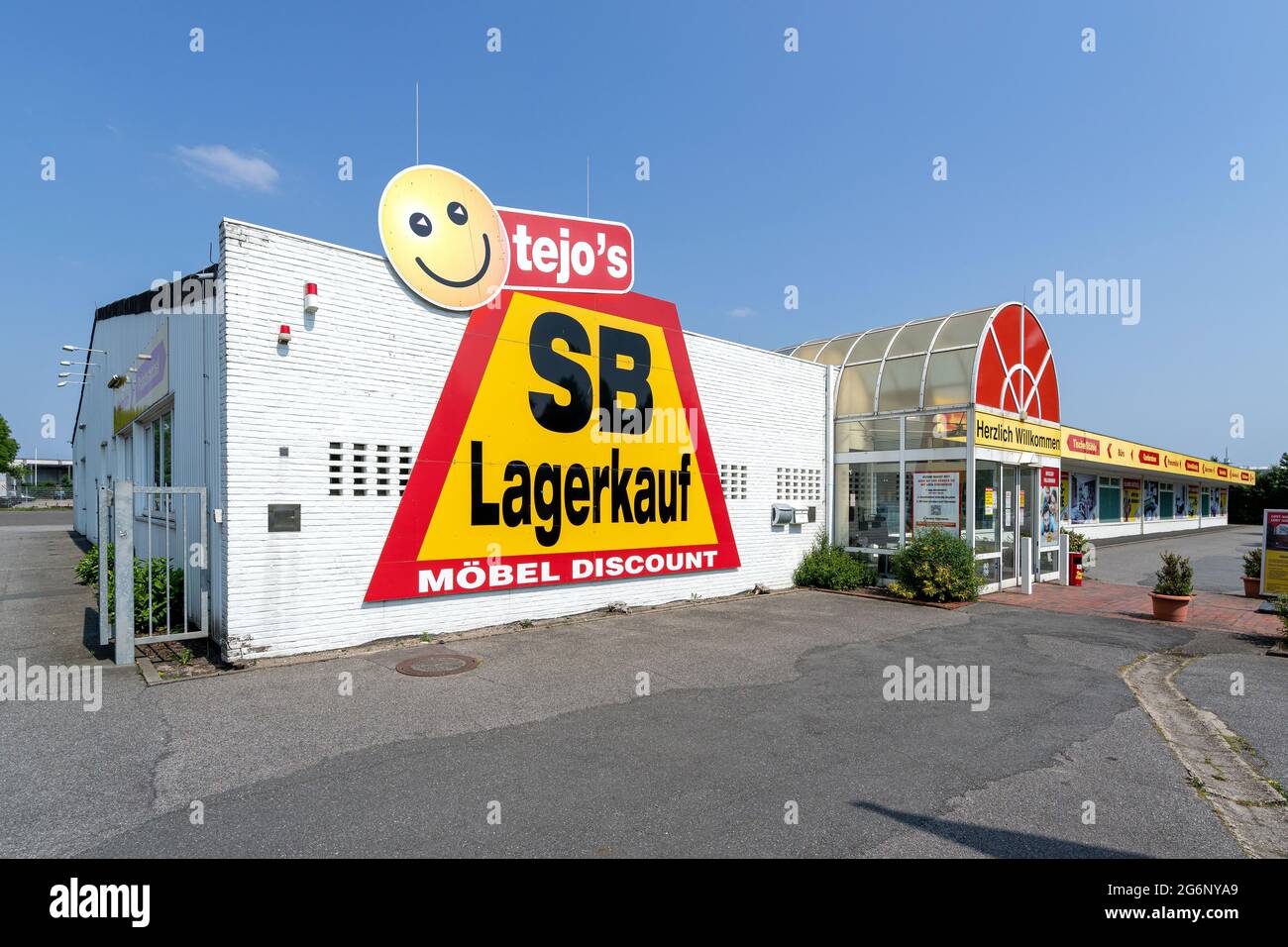 S B Logo Bleu Banque d'image et photos - Alamy