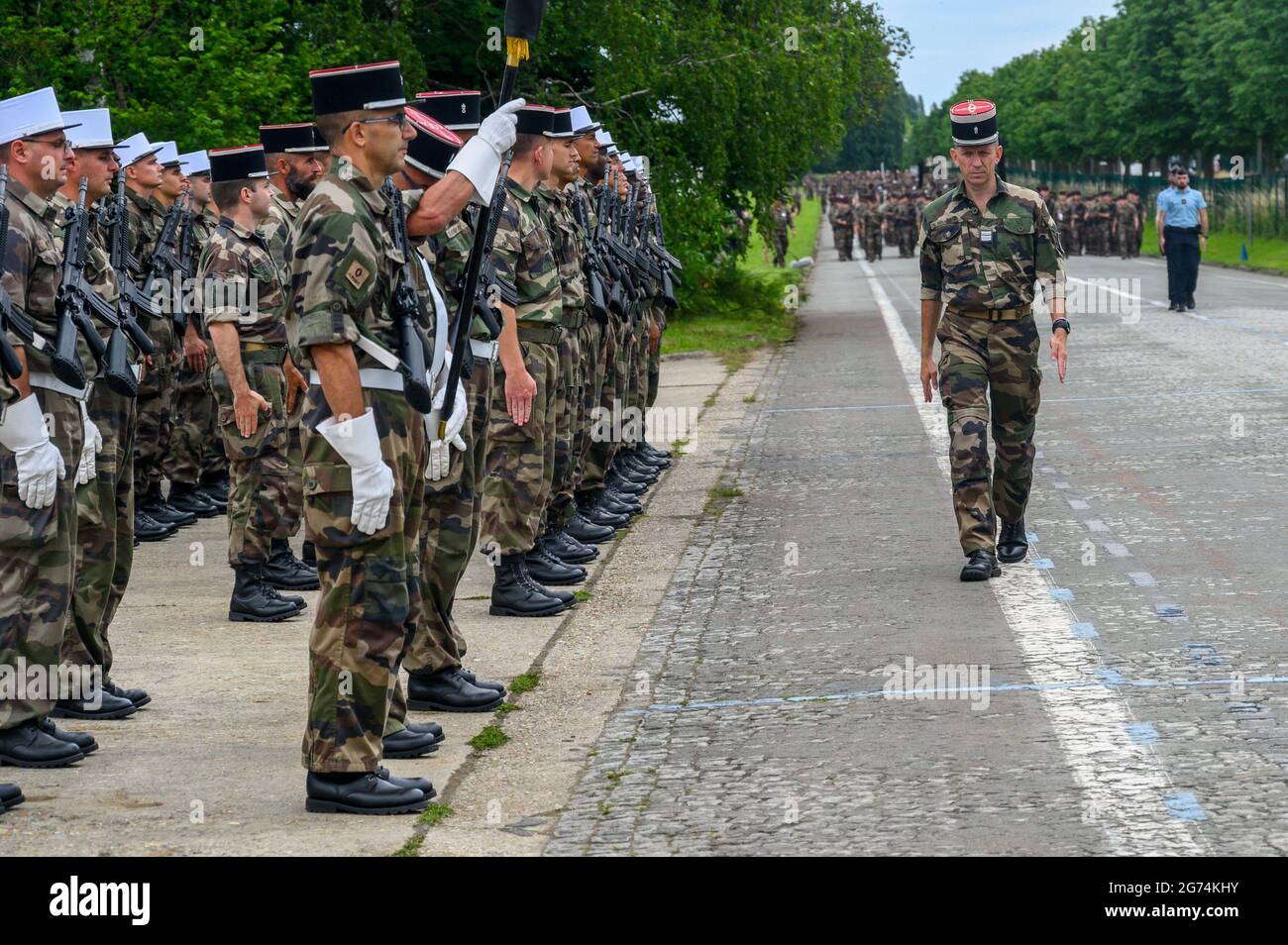Répétition des différents corps militaires pour le défilé de Satory du ...