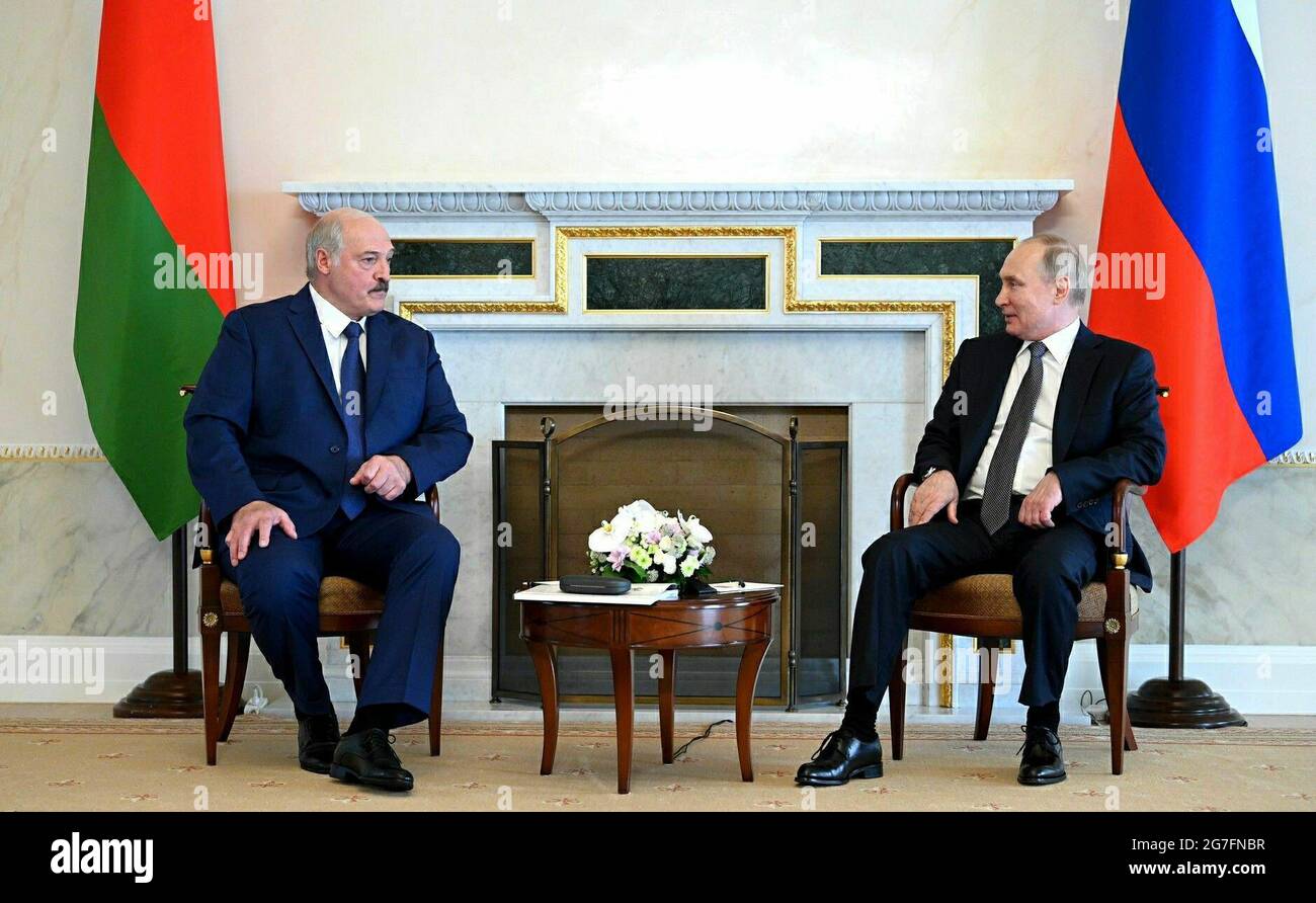 07/13/2021. Vladimir Poutine a rencontré le Président de la République ...