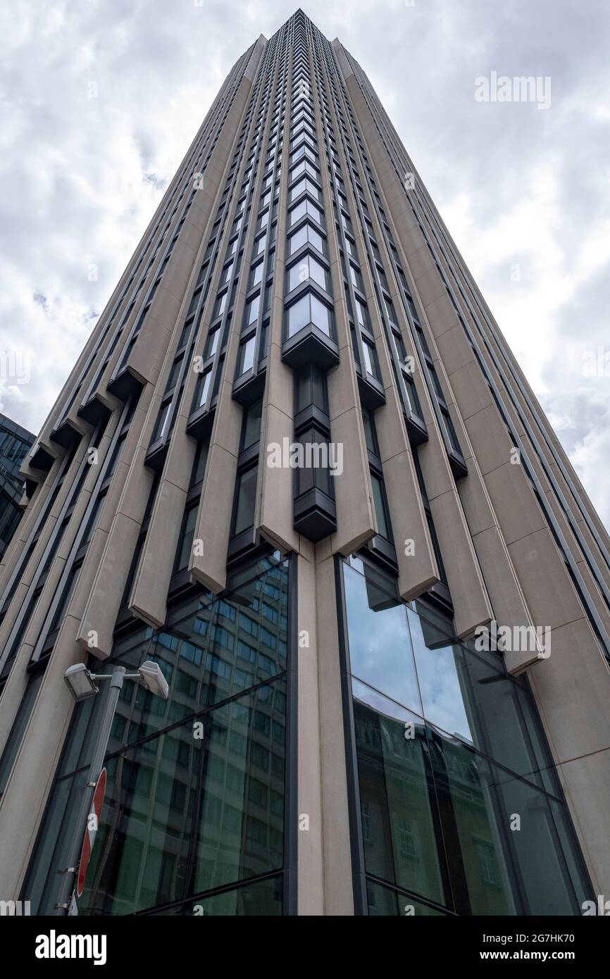 Architect richard seifert Banque de photographies et d’images à haute ...