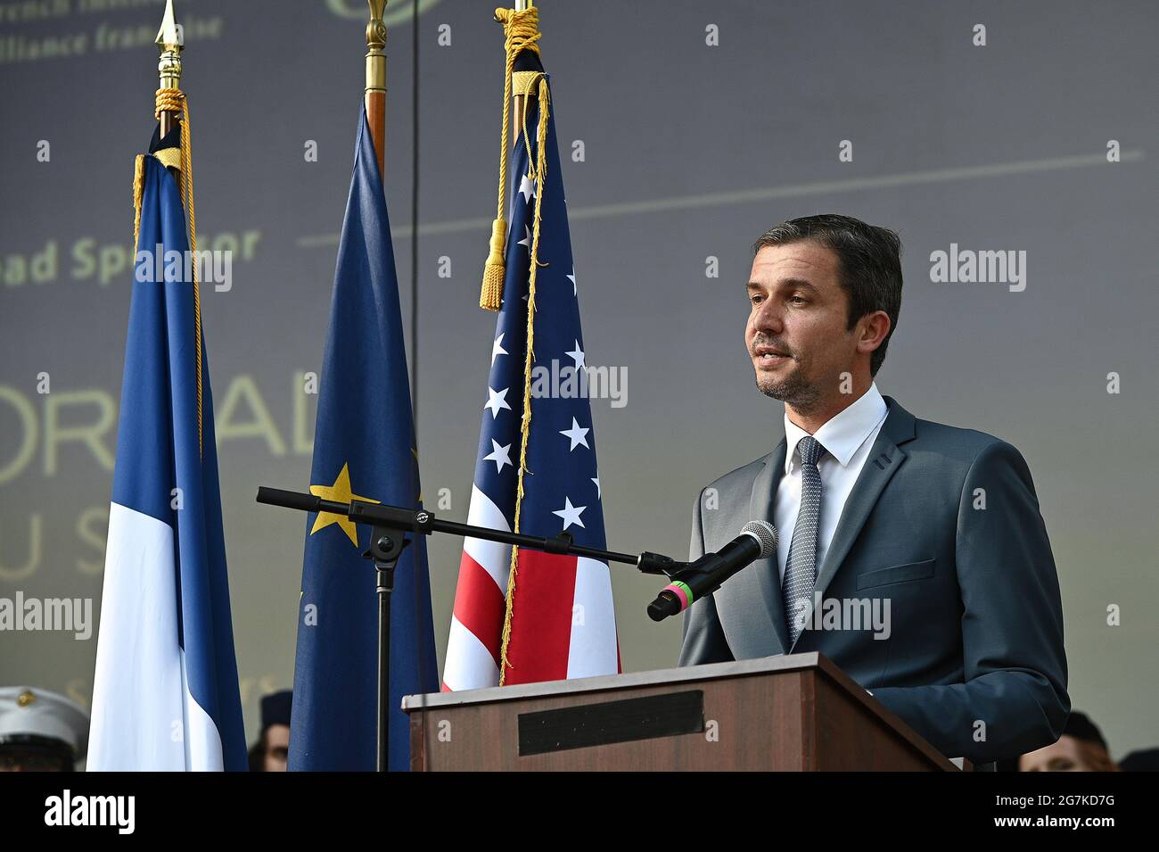 New York, États-Unis. 14 juillet 2021. Jeremie Robert, consul général ...