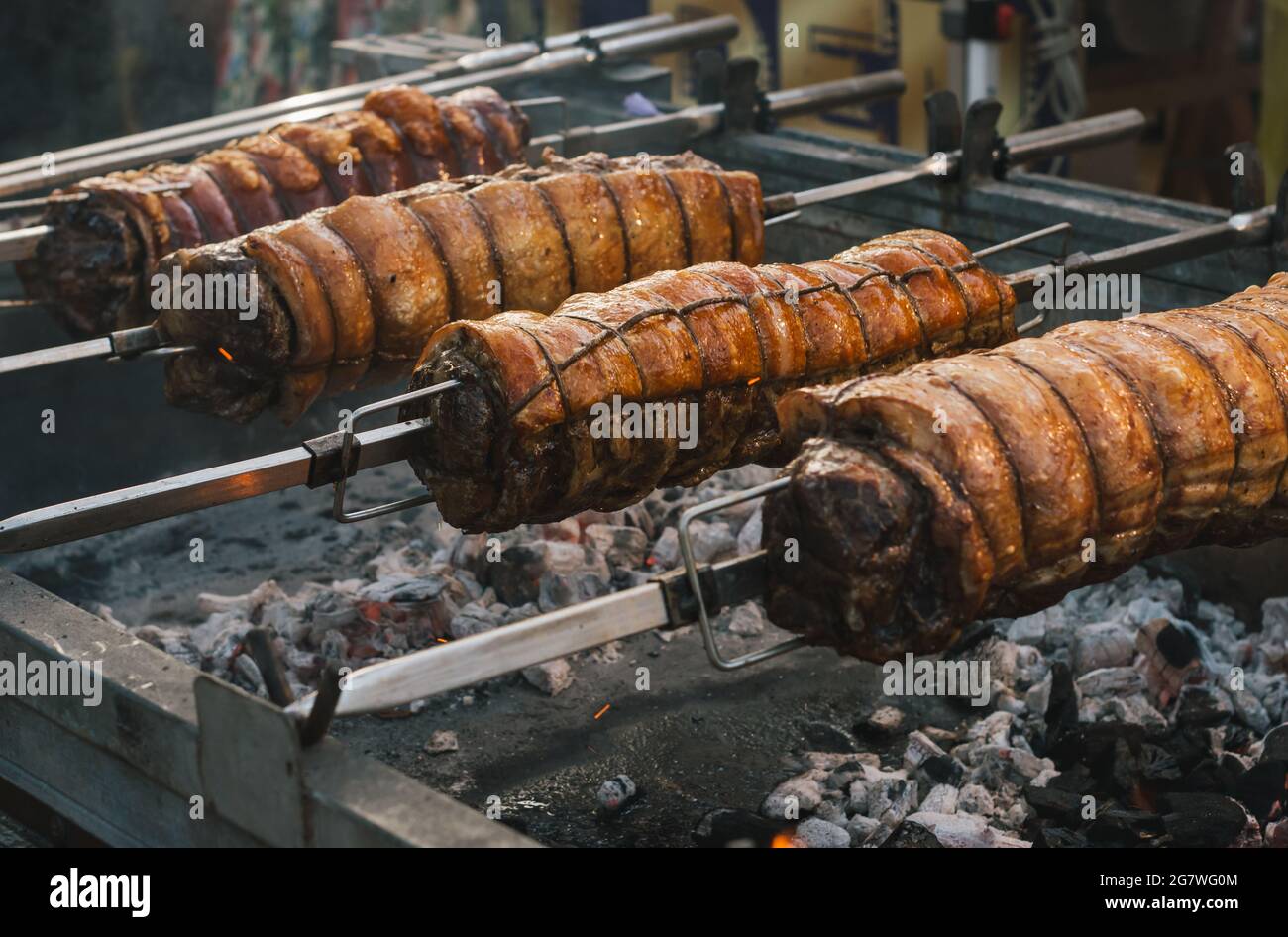Porchetta traditionnelle Banque de photographies et d’images à haute ...