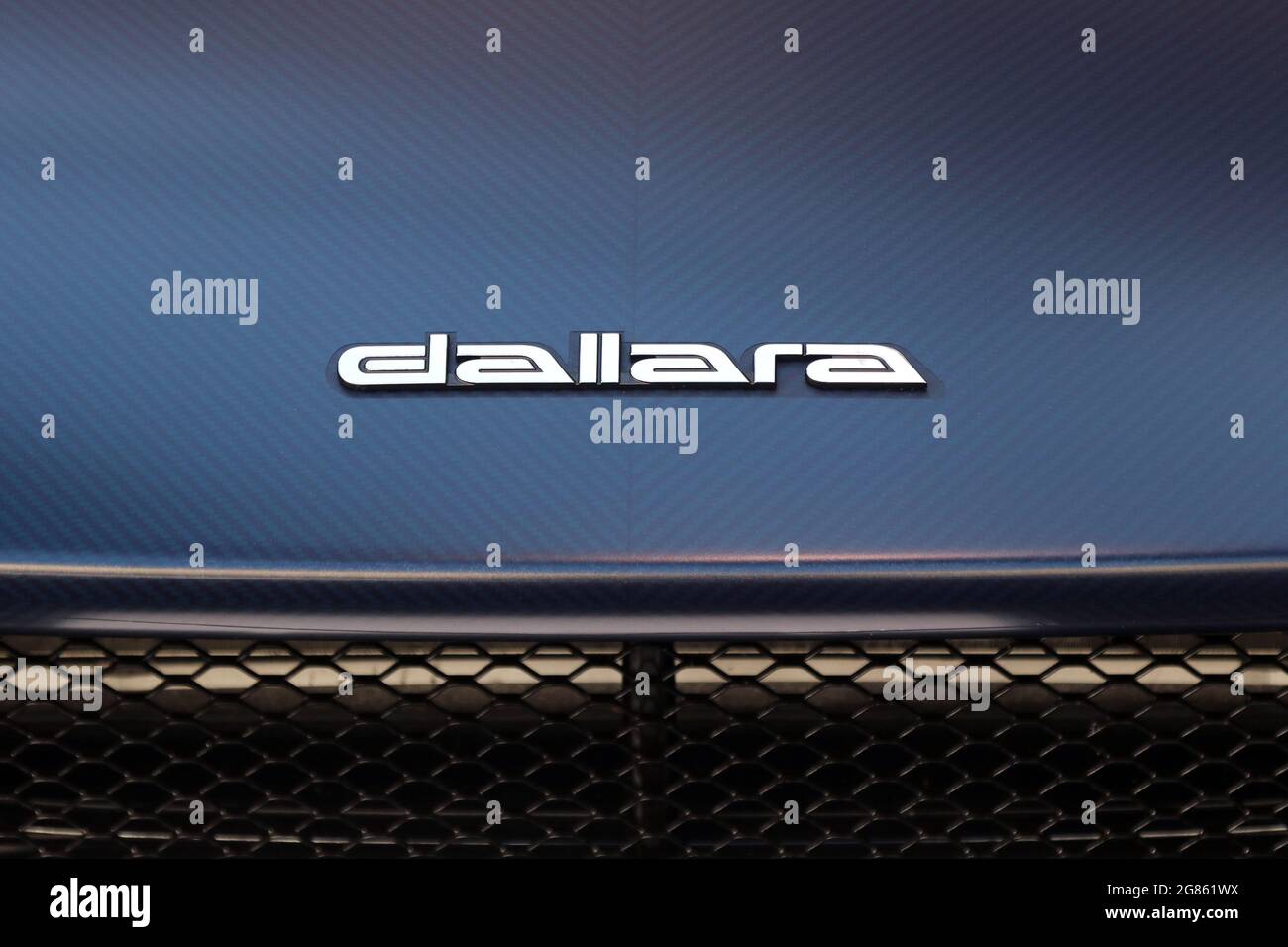 Modène, Italie, 1er juillet 2021 - détail du logo de la voiture de ...