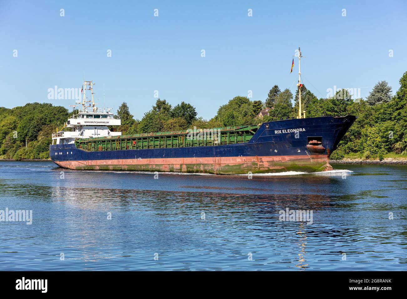 Baltic Shipping navire de fret général RIX ELEONORA dans le canal de Kiel Photo Stock - Alamy