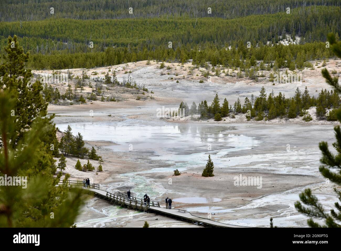 Le parc national de Yellowstone, le premier parc national au monde ...