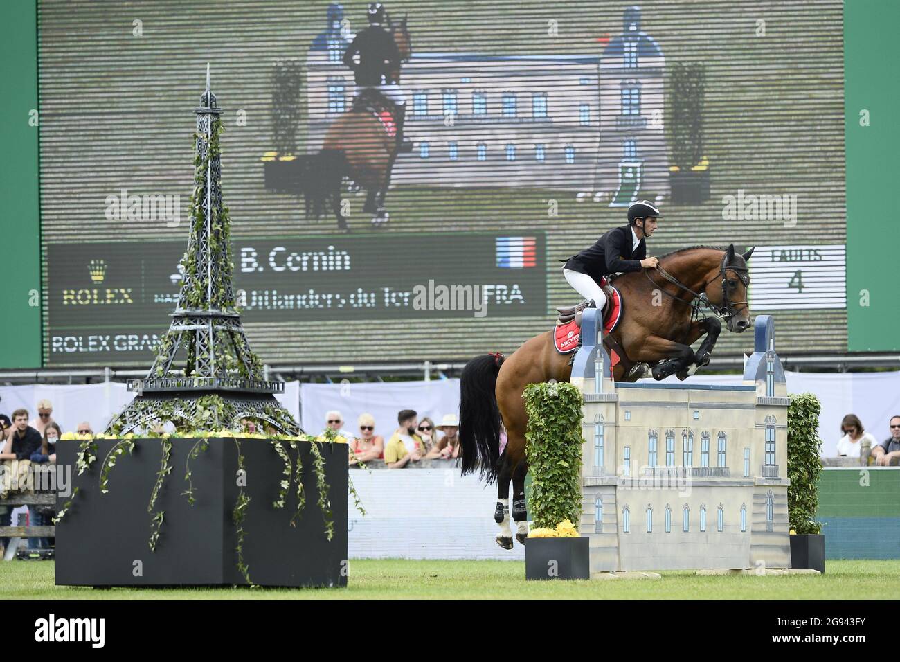 Cheval saut france chantilly Banque de photographies et d’images à ...