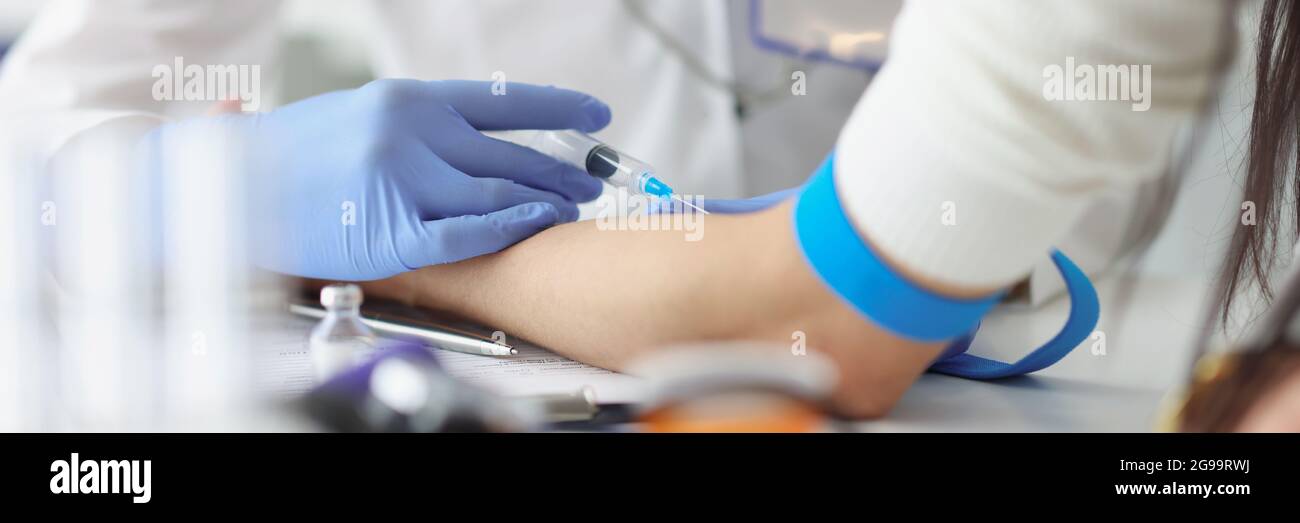 Ininjection intraveineuse Banque de photographies et d’images à haute ...