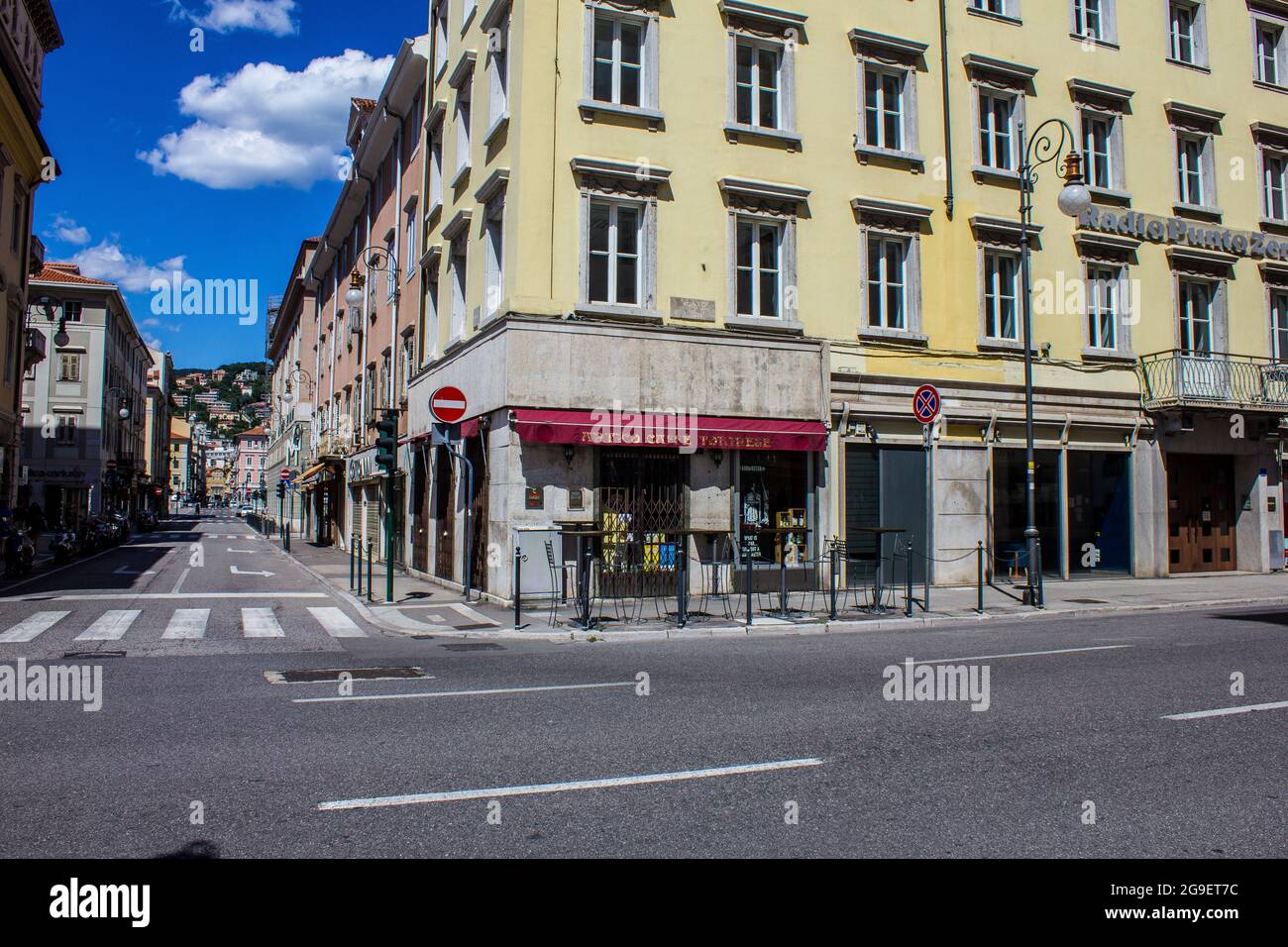 Street trieste italy Banque de photographies et d’images à haute ...