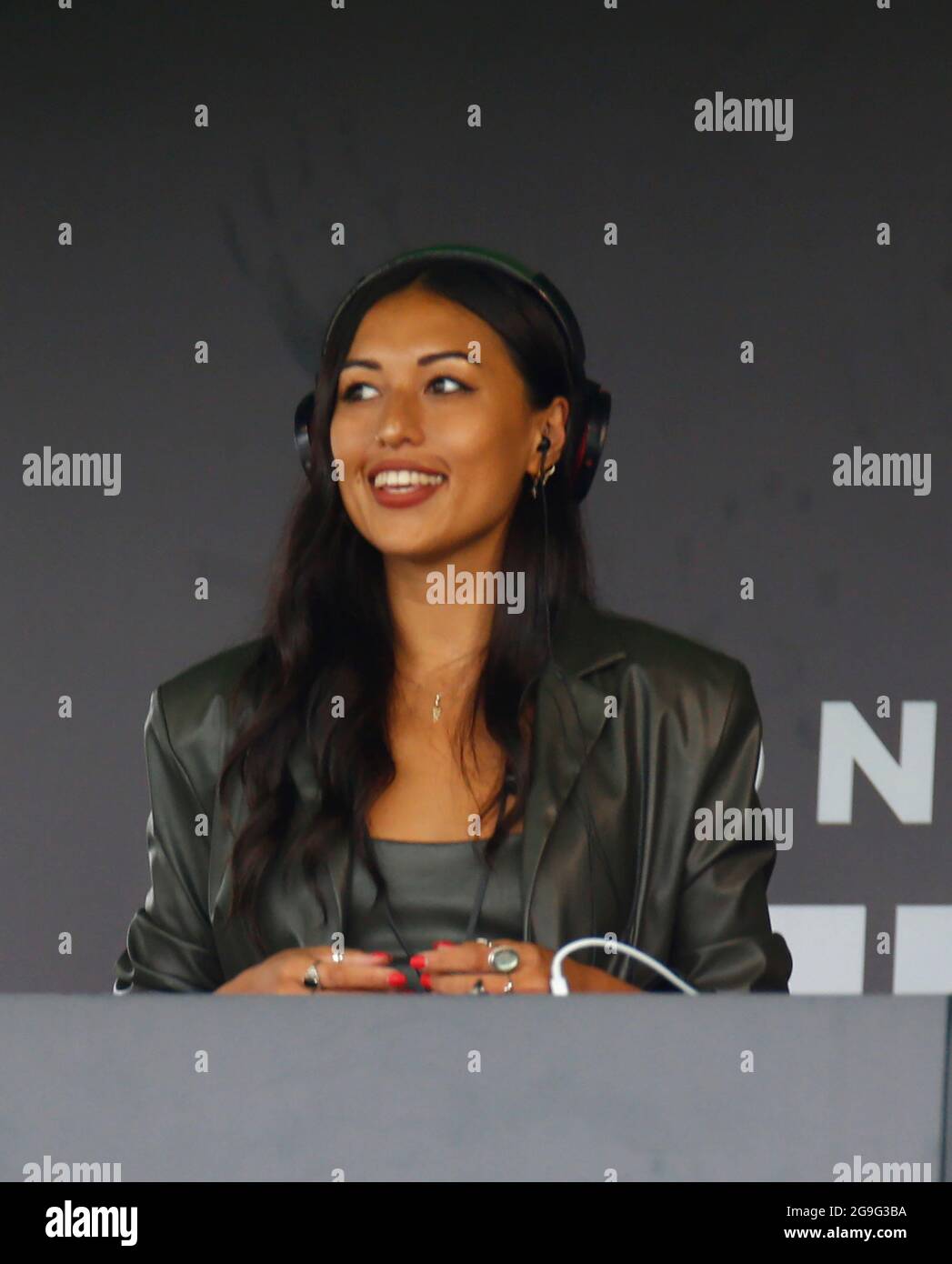 Dj jess iszatt Banque de photographies et d’images à haute résolution ...