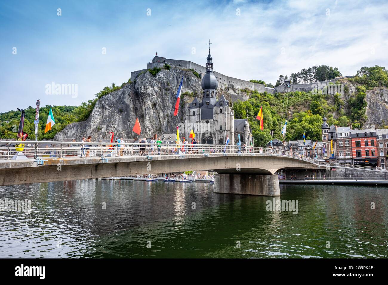 Dinant, Belgique - 19 juillet 2020 : la ville historique de Dinant avec ...