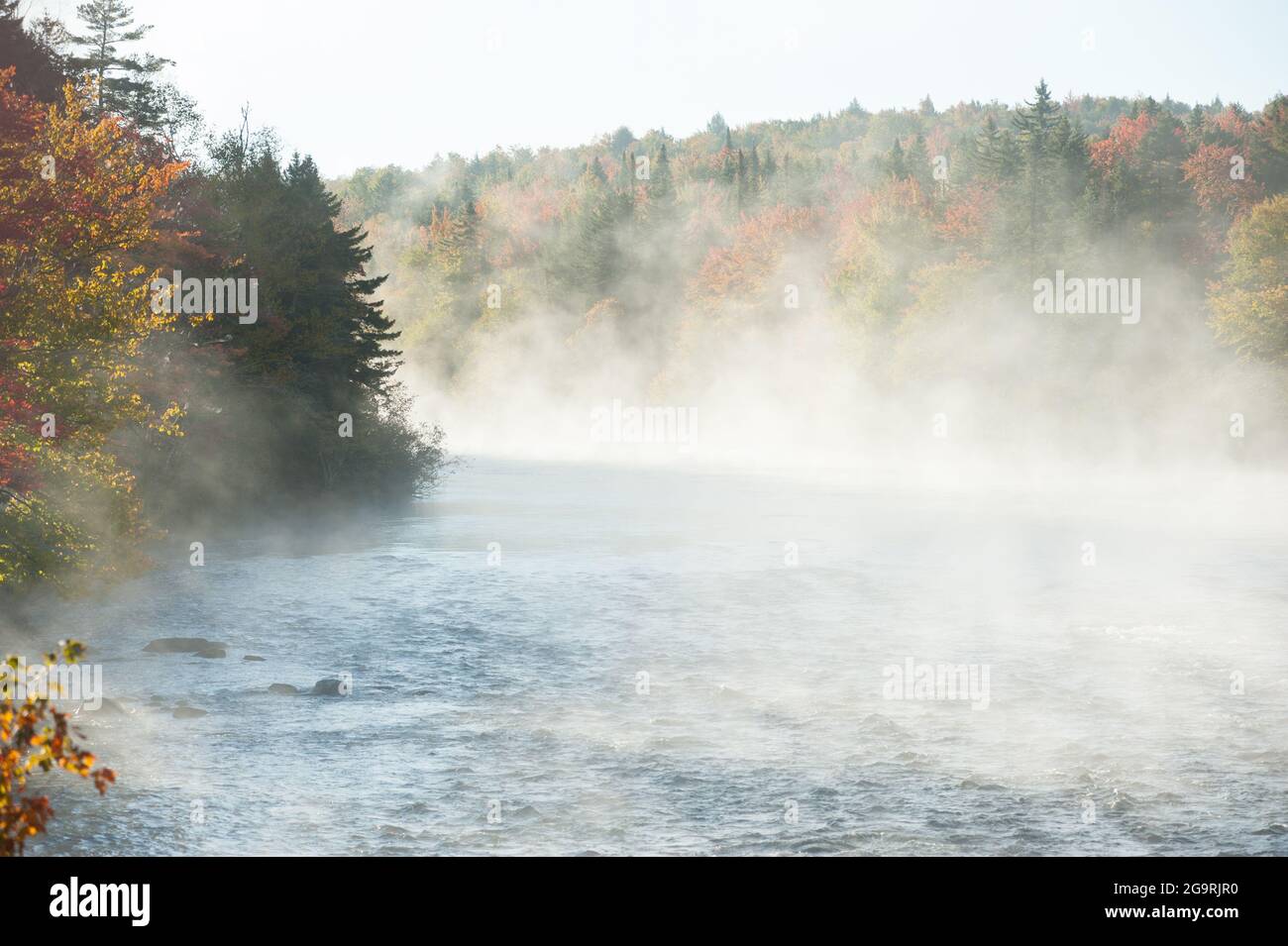 Rivière androscoggin Banque de photographies et d’images à haute ...