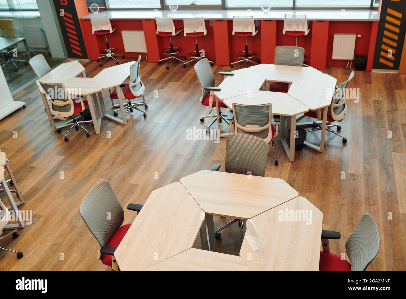 Tables de bureau Banque de photographies et d’images à haute résolution ...