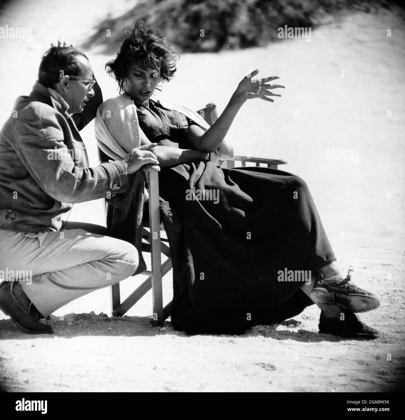 Sophia loren actrice italienne Banque d'images noir et blanc - Alamy