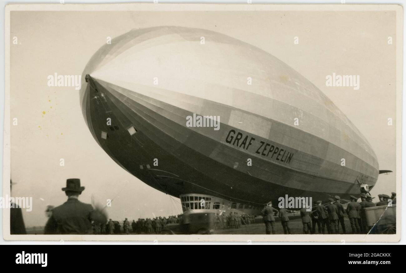 Dirigeable graf zeppelin Banque de photographies et d’images à haute ...
