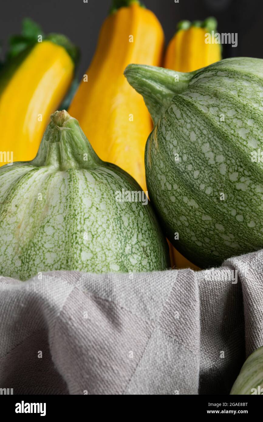 Courgette varieties Banque de photographies et d’images à haute ...