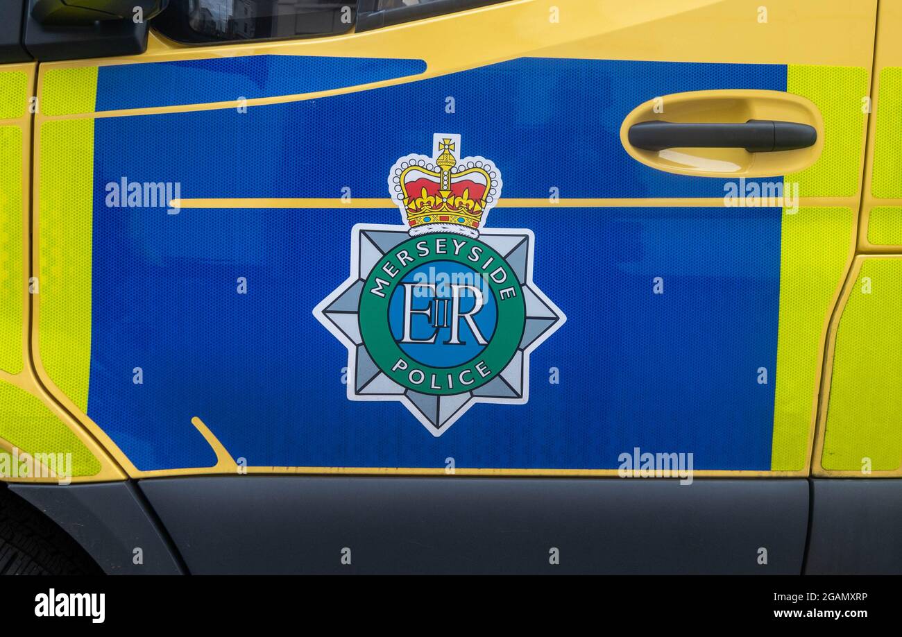 Logo de la police de merseyside Banque de photographies et d’images à ...