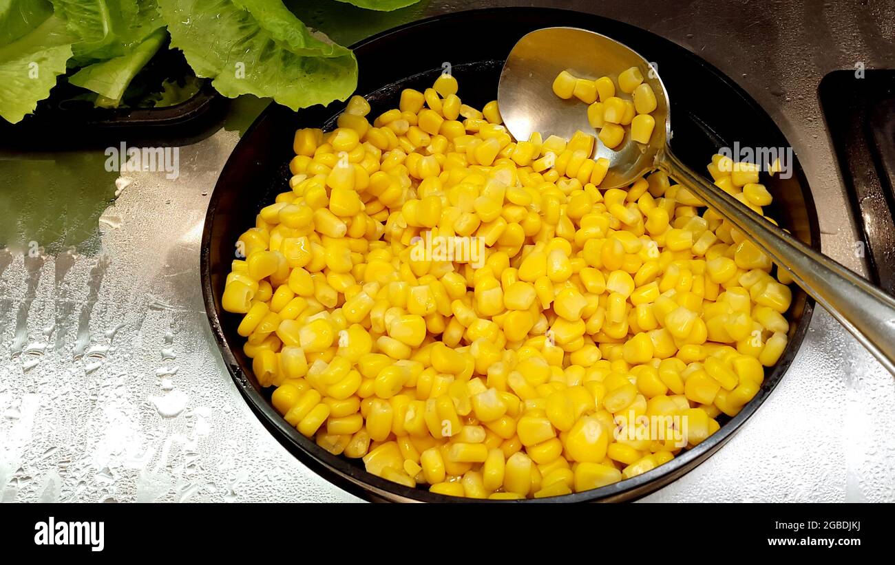 Maïs en conserve Banque de photographies et d’images à haute résolution ...