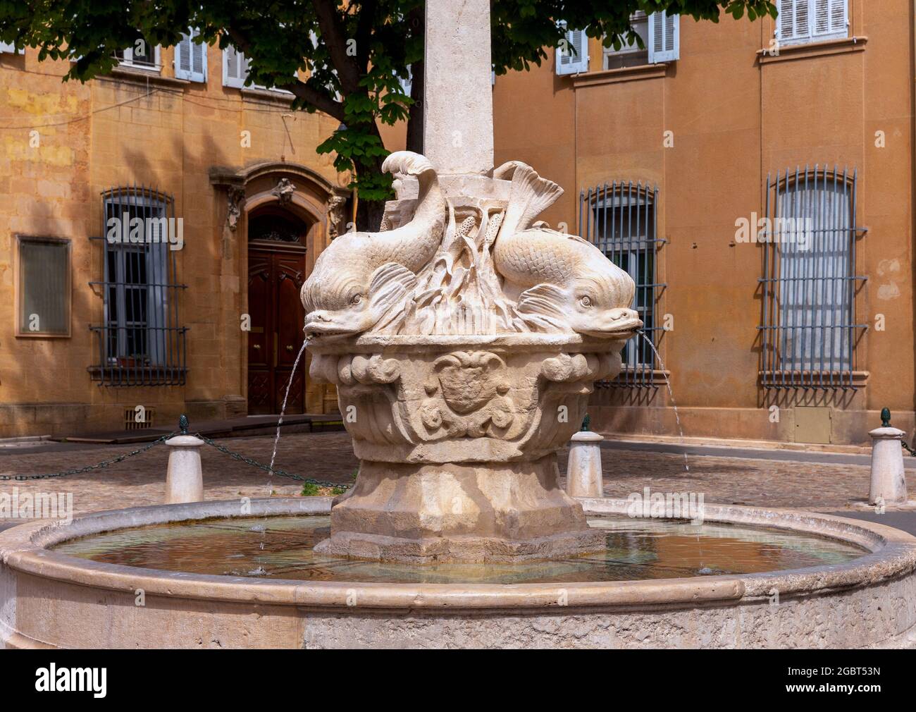 Quatre dauphins aix en provence france Banque de photographies et d’images à haute résolution ...