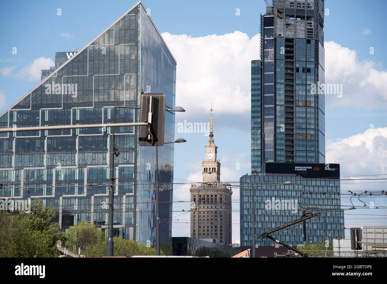 Varsovie varso tower en construction Banque de photographies et d ...