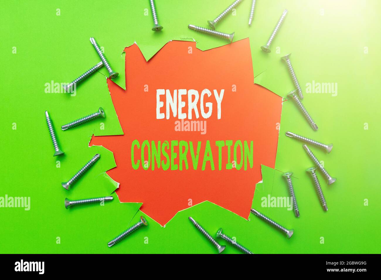 Panneau d'écriture à la main conservation de l'énergie. Mot écrit sur ...