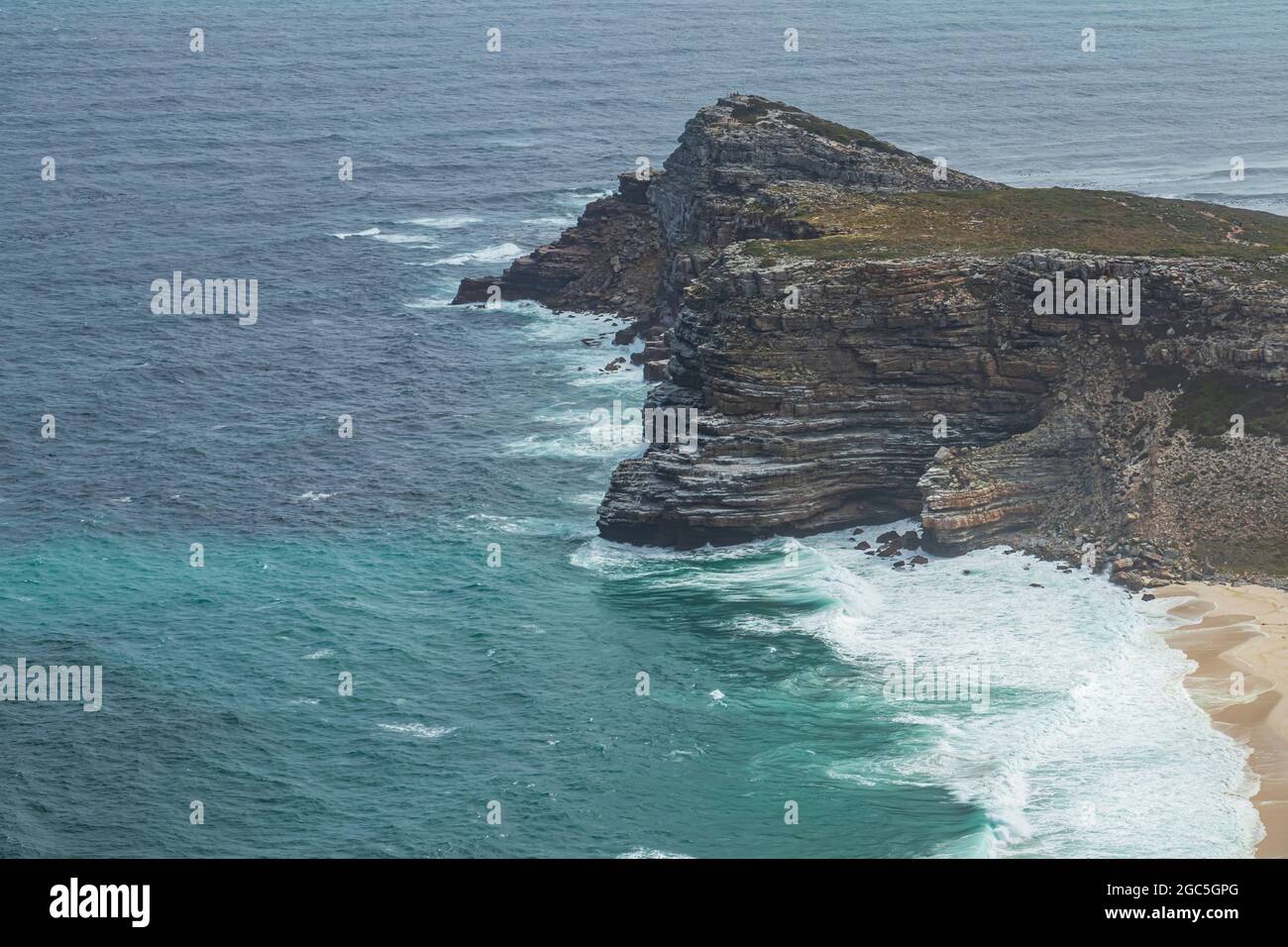 Le promontoire rocheux du cap de bonne espérance s'envoûtant dans l ...