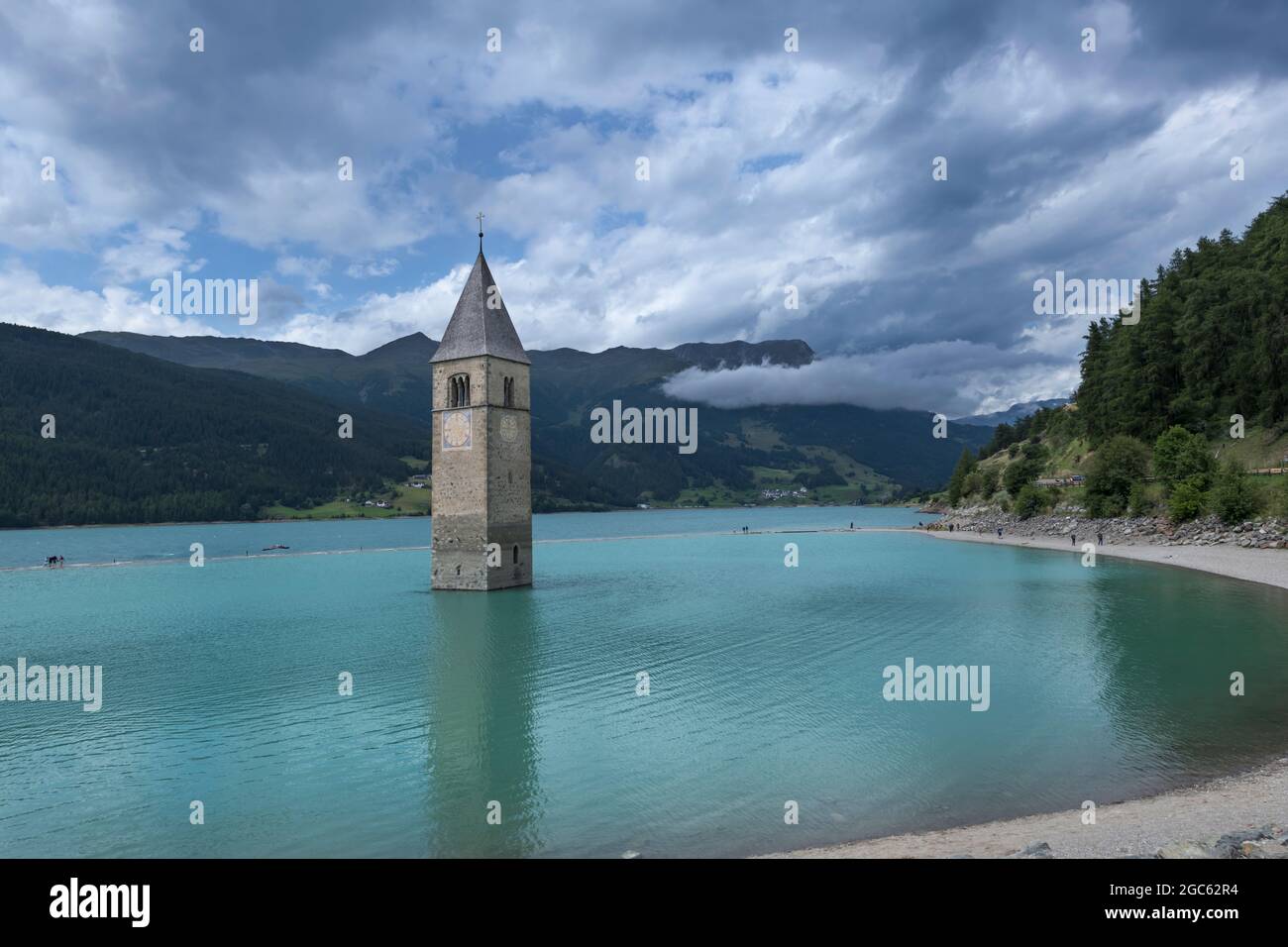Lac resia Banque de photographies et d’images à haute résolution - Alamy