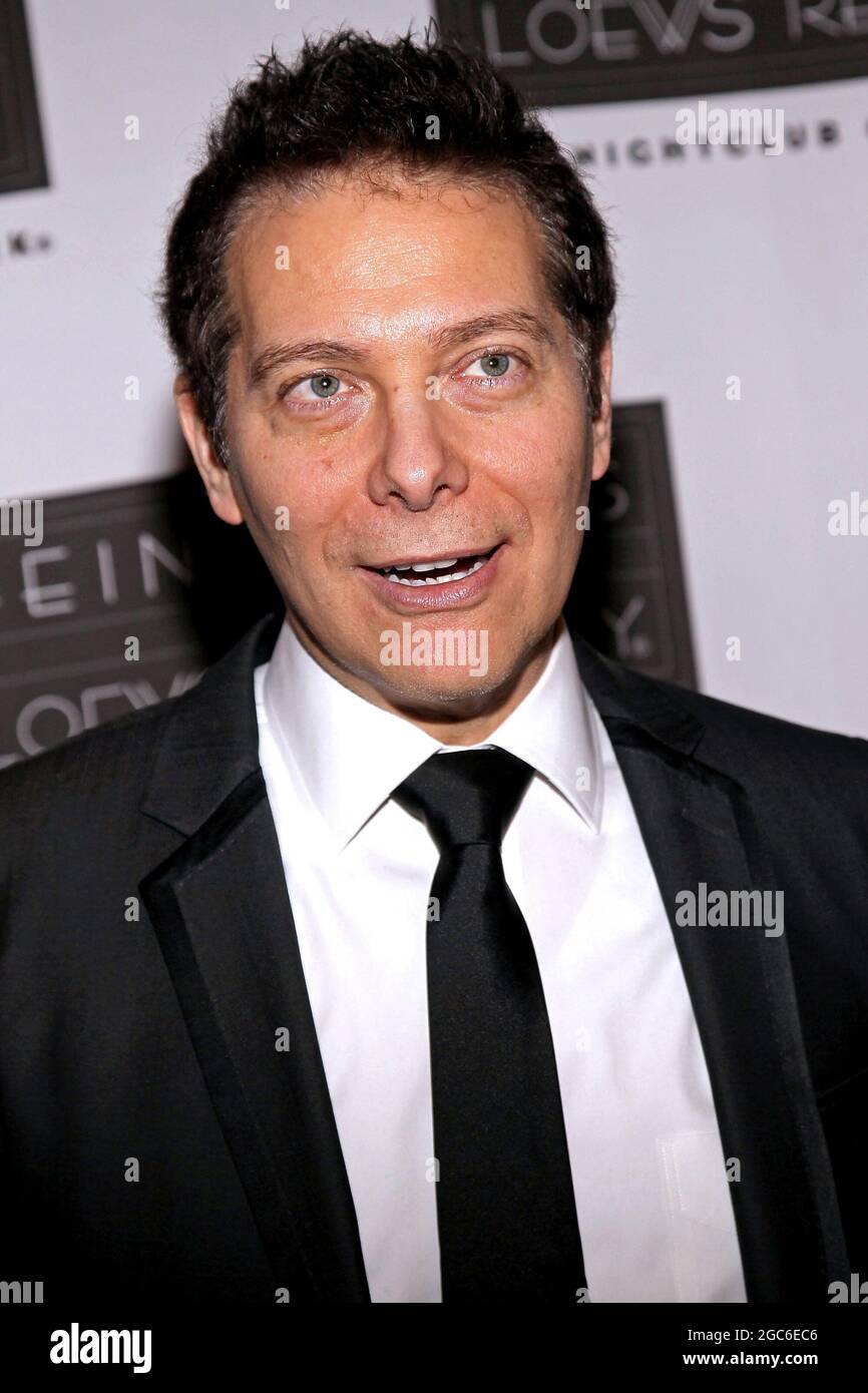 Michael feinstein Banque de photographies et d’images à haute ...