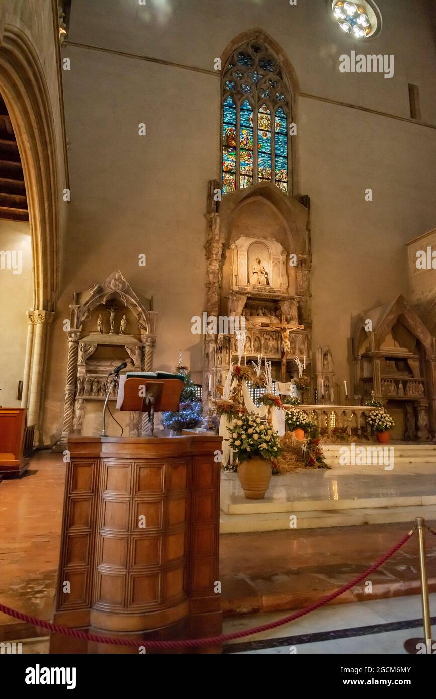 Complexe monastique catholique Banque de photographies et d’images à ...