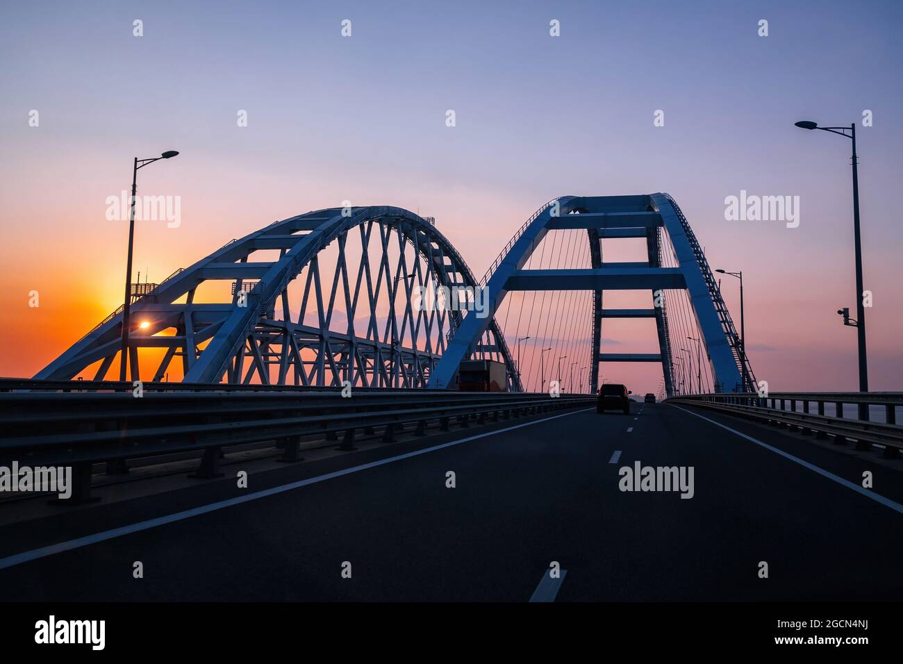 Kerch strait bridge Banque de photographies et d’images à haute ...