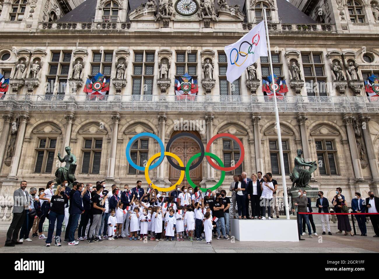 Ministre délégué des Sports Roxana Maracineanu, présidente du Comité ...