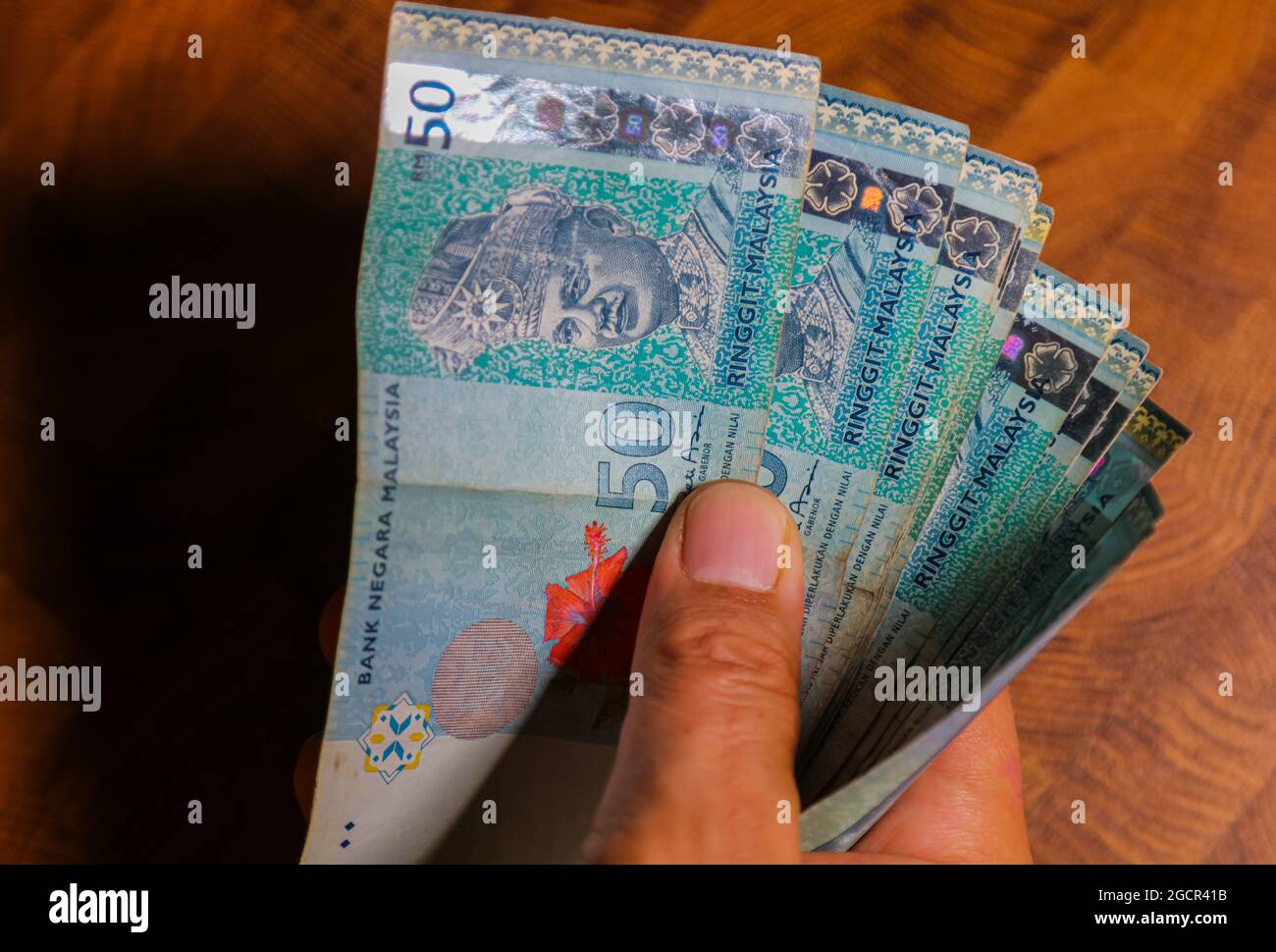 Main De Billets De Banque Banque d'image et photos - Alamy