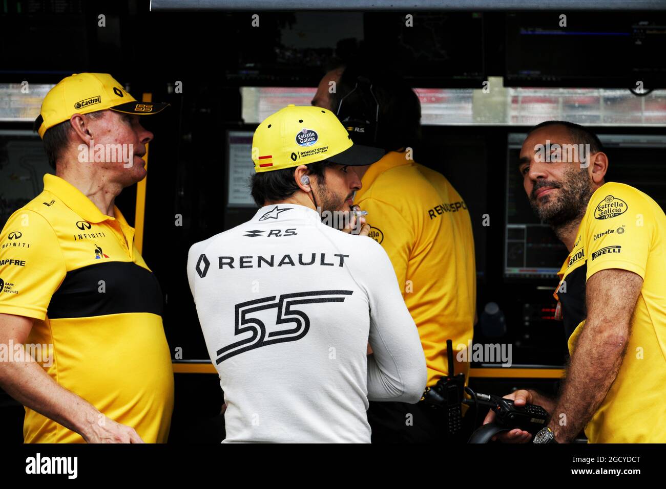 Renault sport f1 team pit portique alan permane Banque de photographies ...