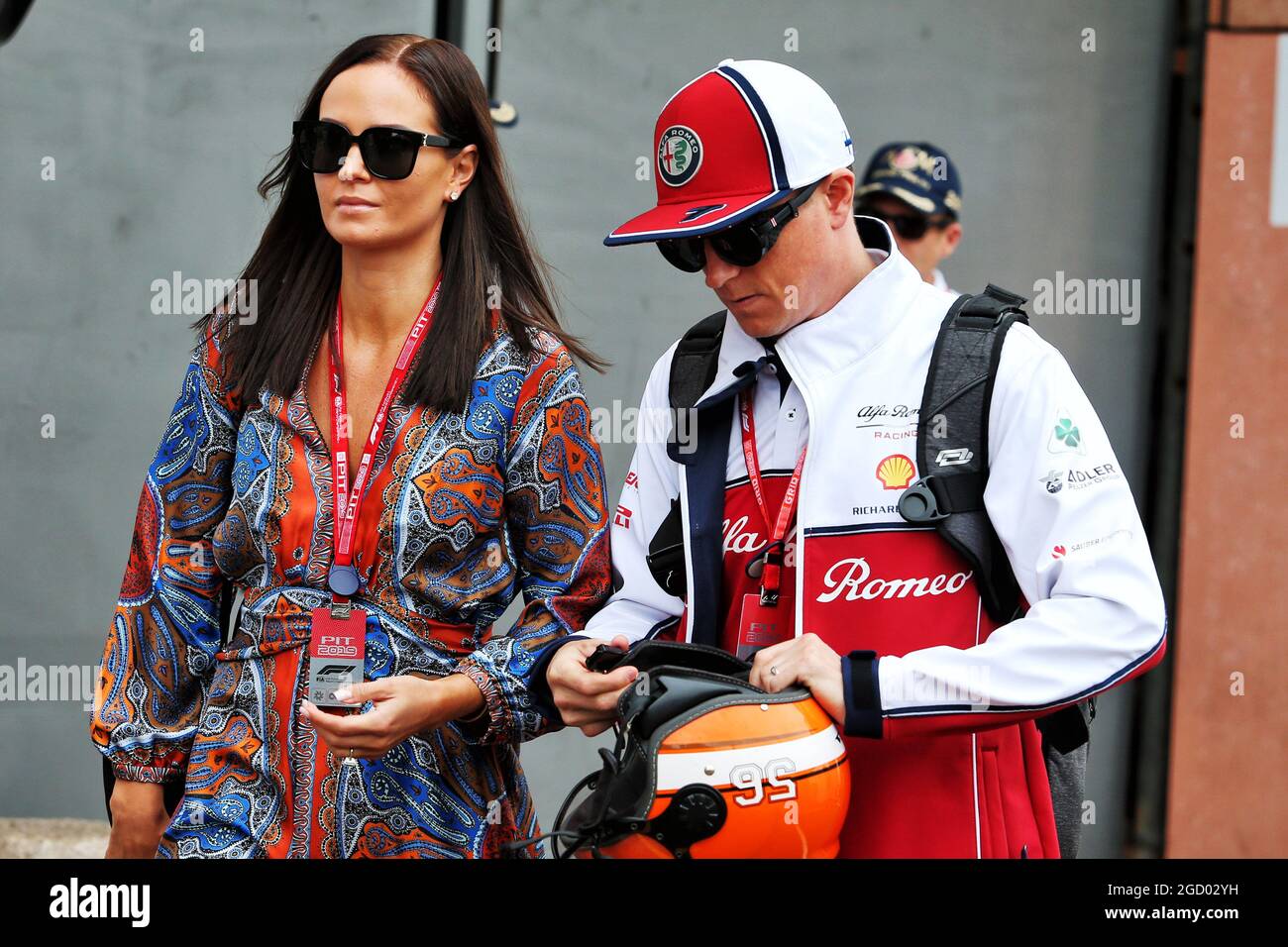 Alfa romeo racing sa femme minttu raikkonen Banque de photographies et ...