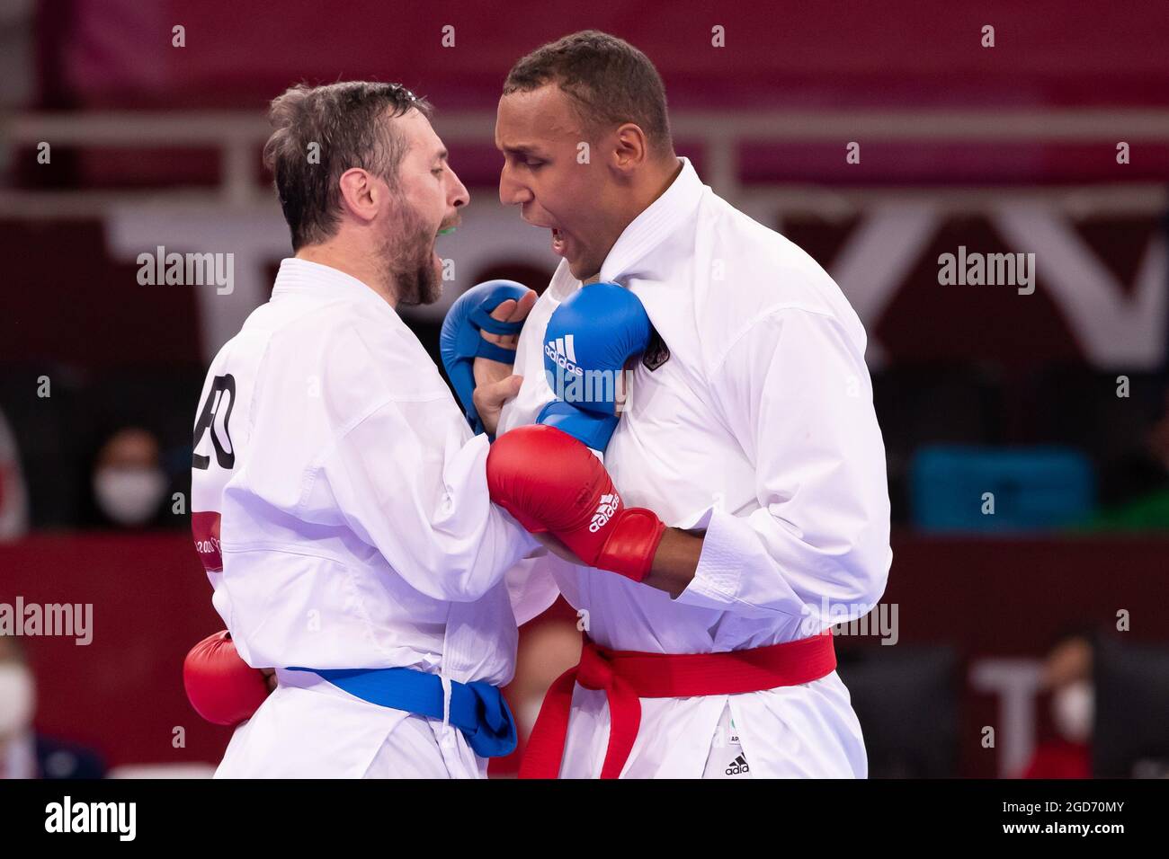 Karate kumite Banque de photographies et d’images à haute résolution ...