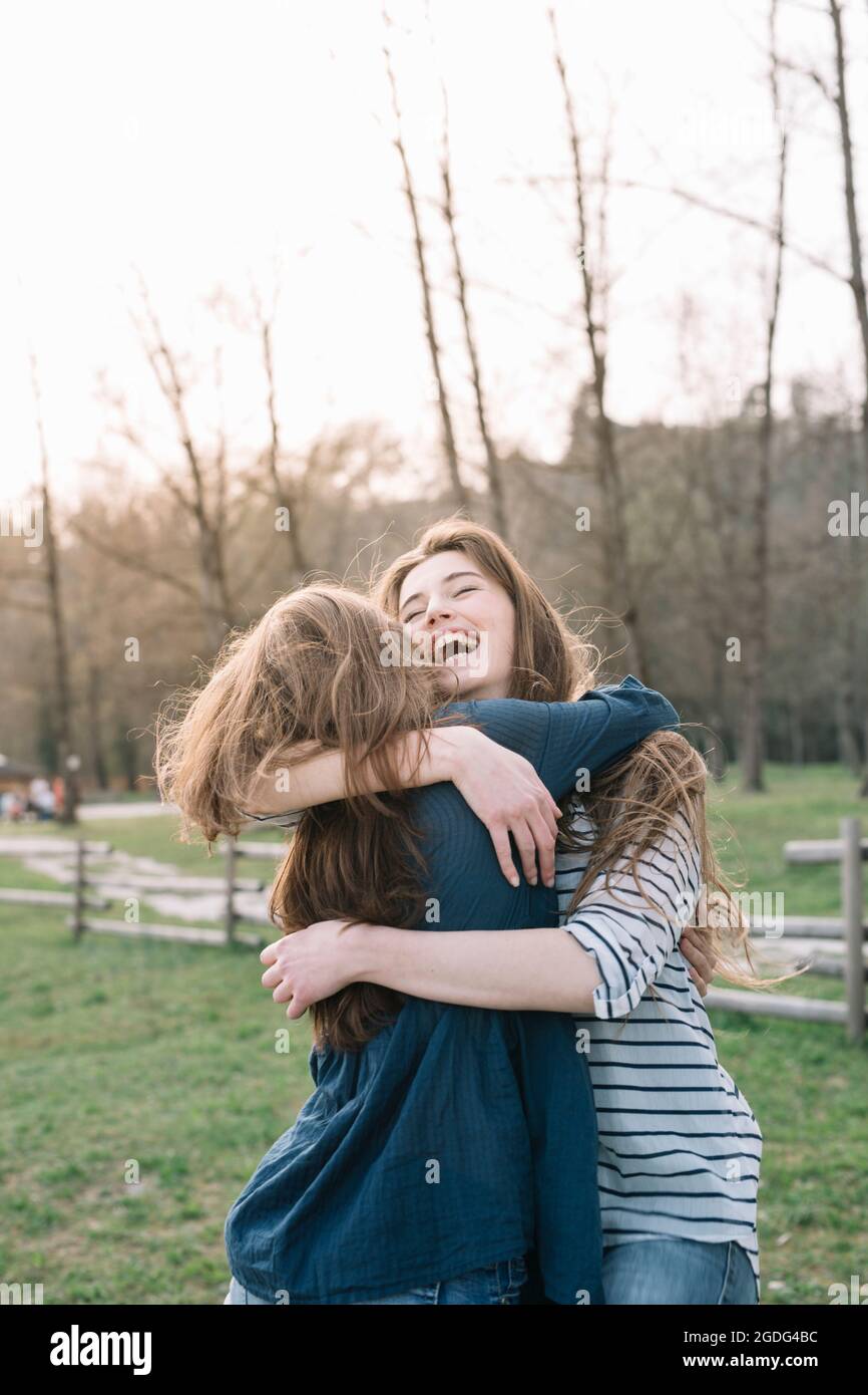 Deux copines dans l l'amour Banque de photographies et d’images à haute ...