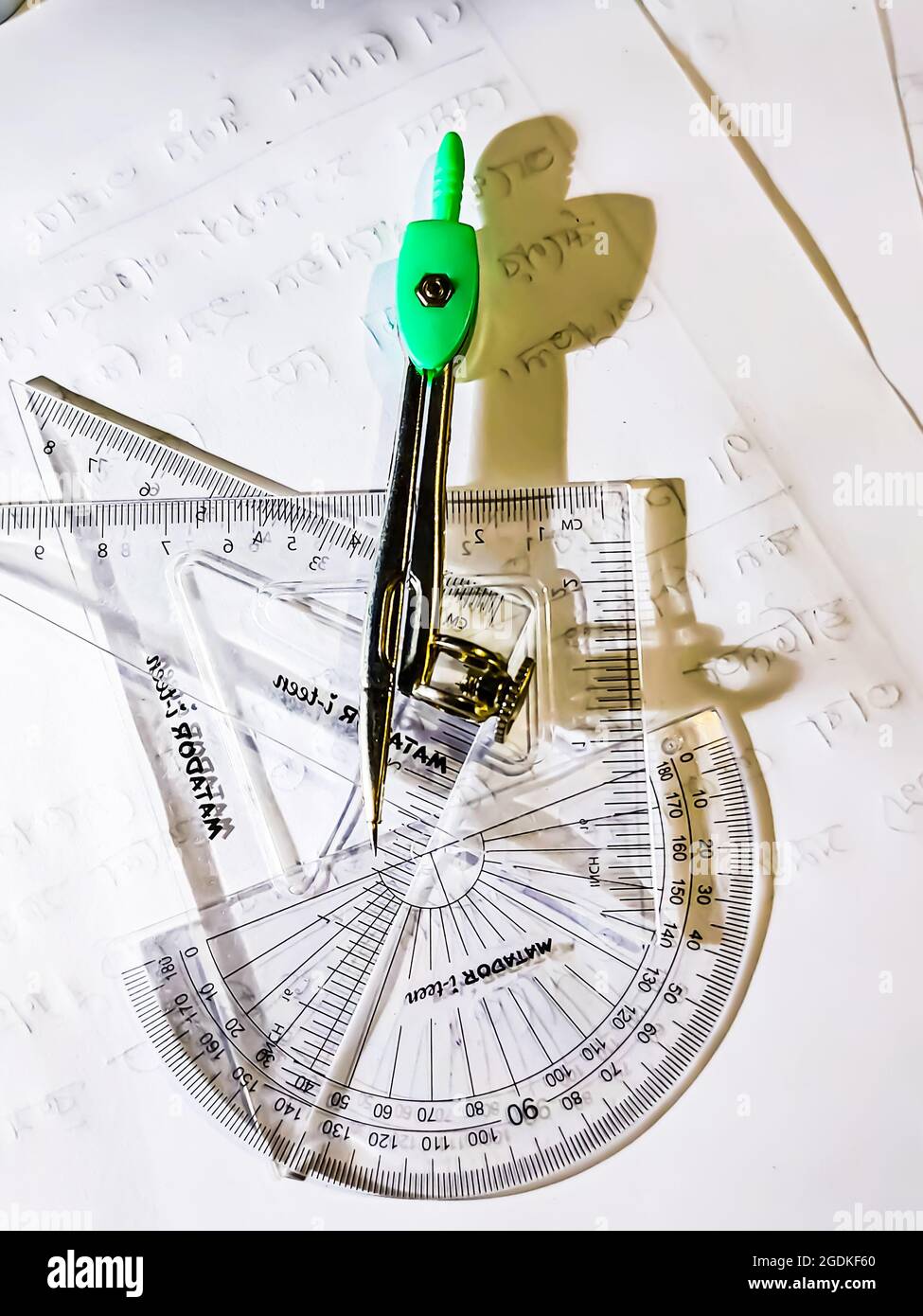 Mathematical instruments Banque de photographies et d’images à haute ...