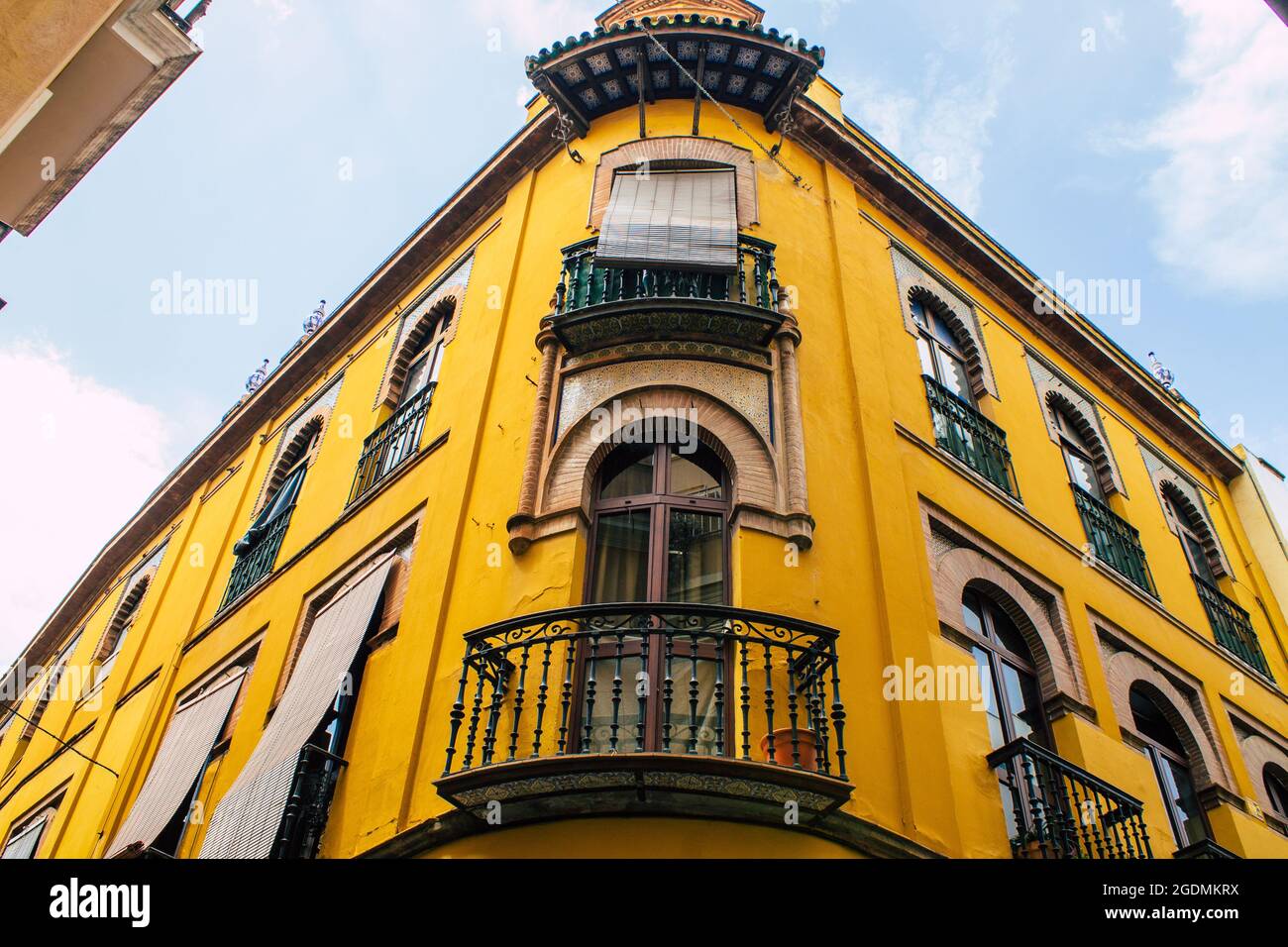 Séville Espagne 10 août 2021 façade d'un bâtiment dans les rues de ...
