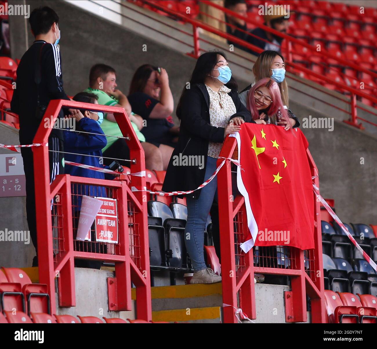 Les fans de football chinois Banque de photographies et d’images à ...