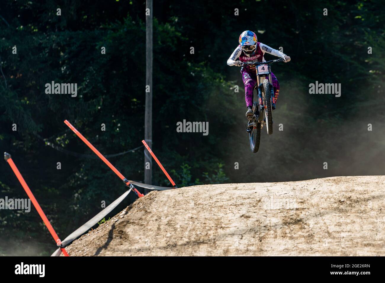 Myriam nicole Banque de photographies et d’images à haute résolution ...