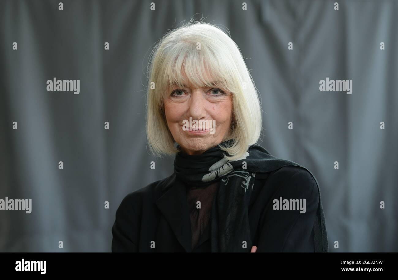 Erika pluhar Banque de photographies et d’images à haute résolution - Alamy