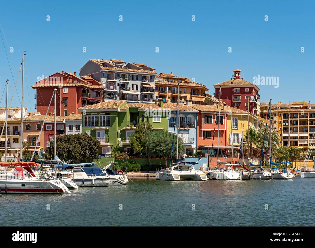 Port saplaya Banque de photographies et d’images à haute résolution - Alamy