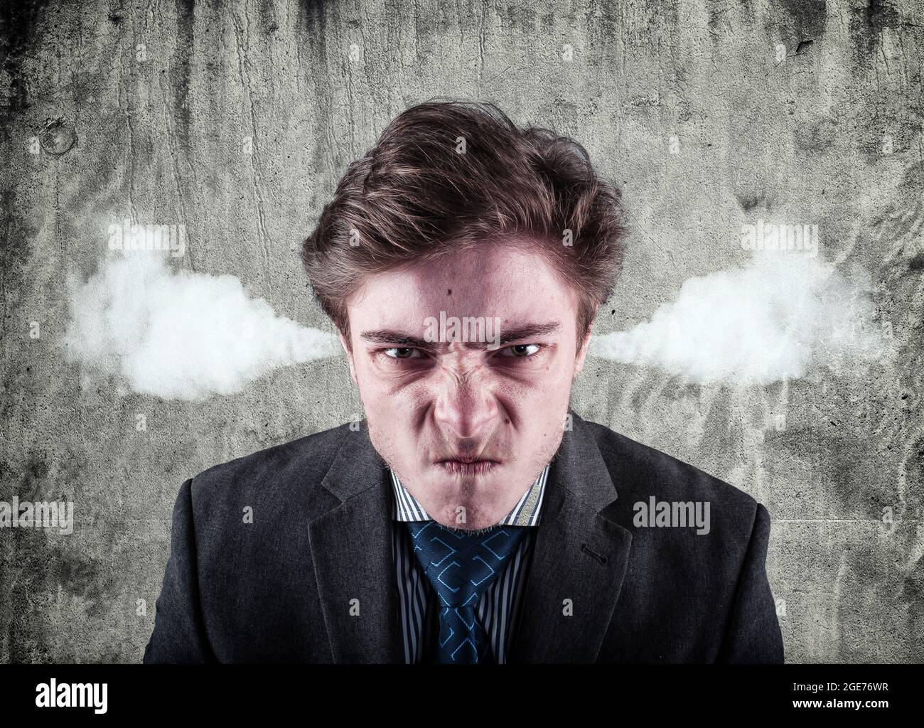 Smoke coming out of the ears Banque de photographies et d’images à ...