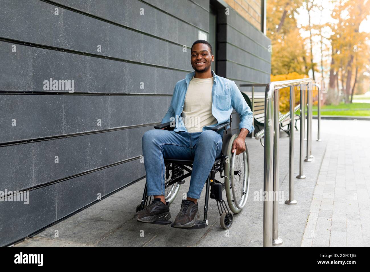 Handicapé handicapé besoins spéciaux Banque de photographies et d ...