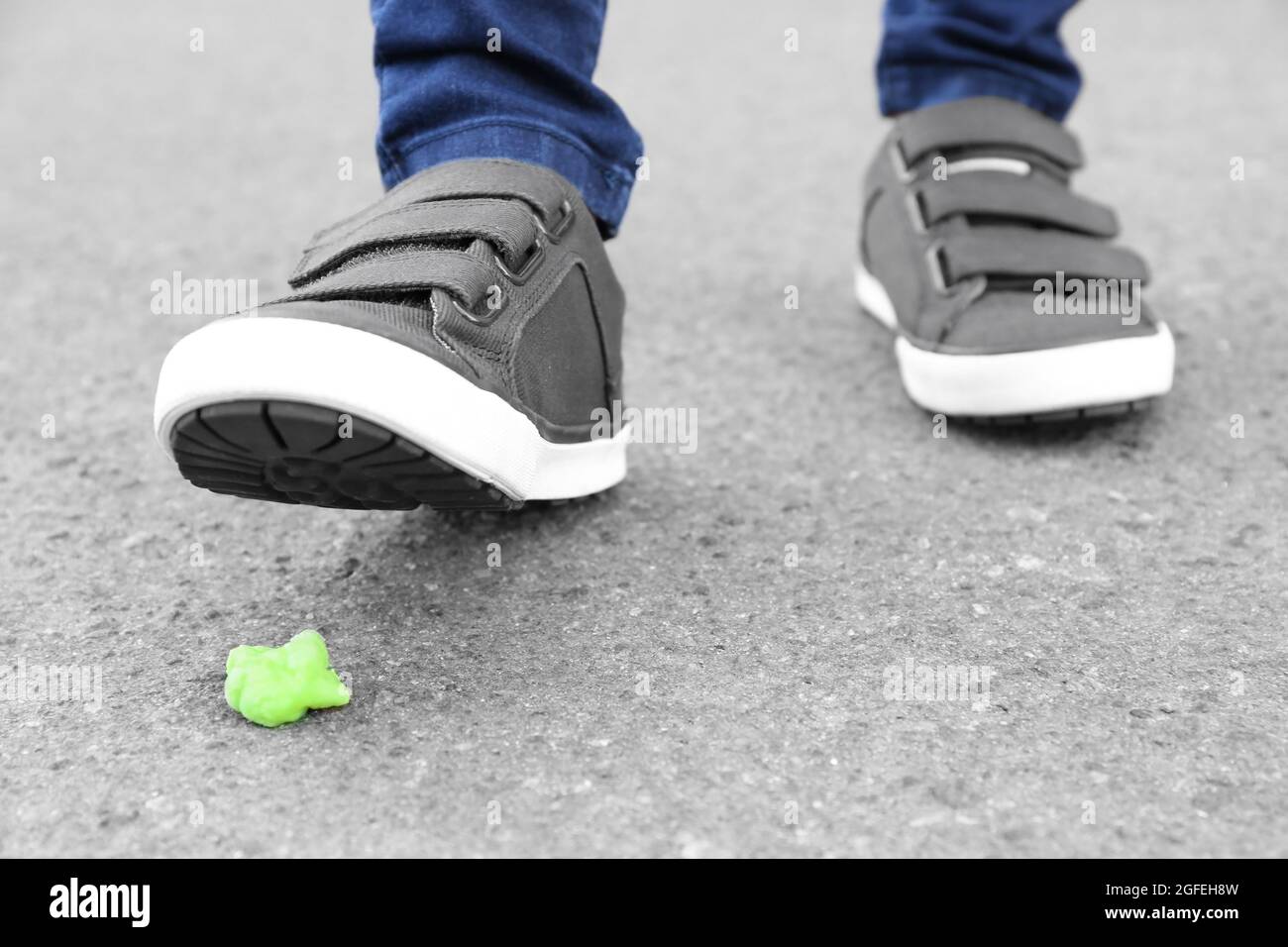 Chewing gum sur la chaussure Banque de photographies et d’images à ...