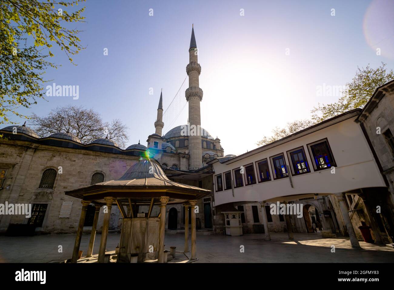 Eyup sultan mosque Banque de photographies et d’images à haute ...