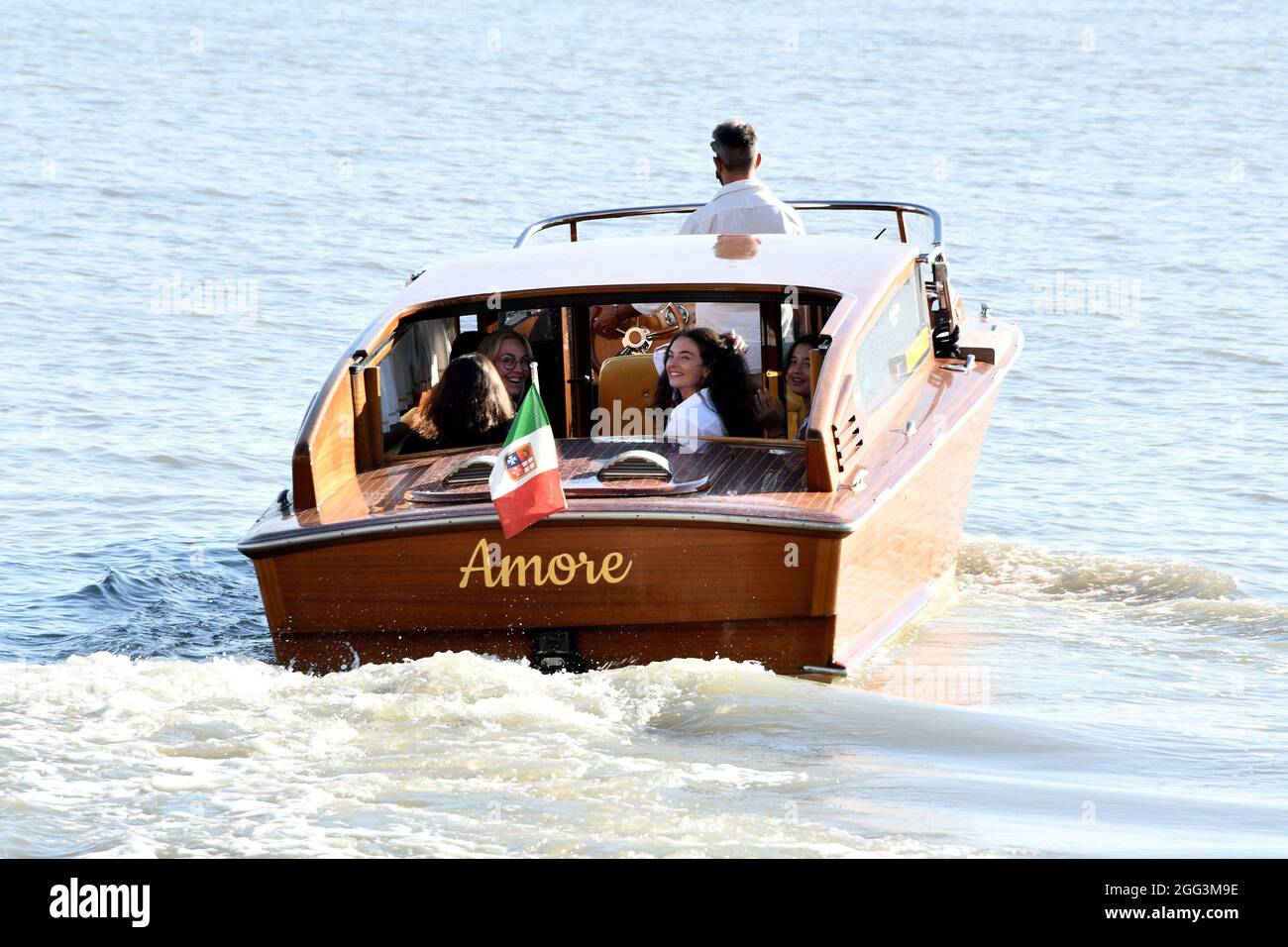 Venise, Dolce & Gabbana, Monica Bellucci avec sa fille Deva Cassel et ...