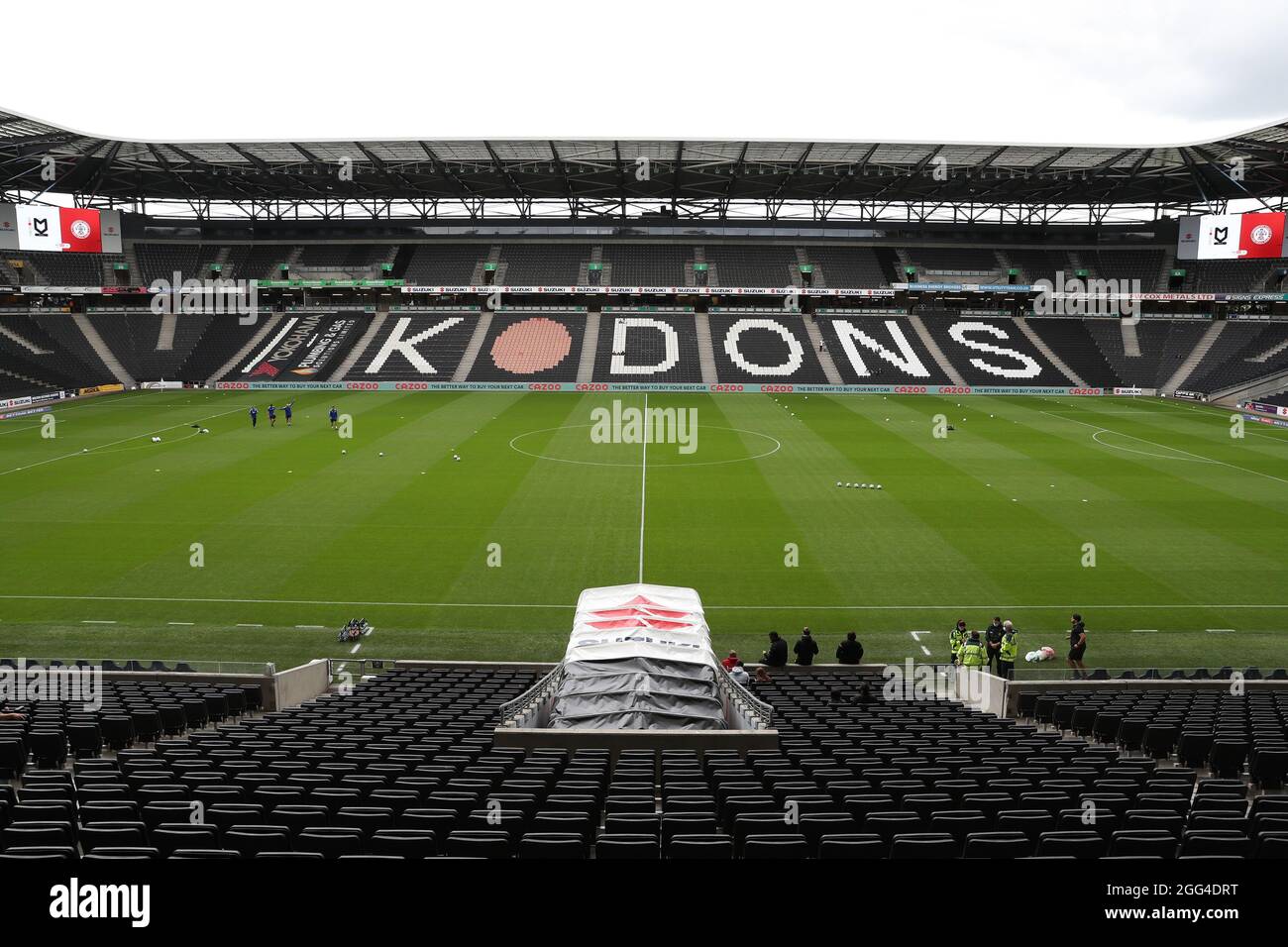 Mk dons stadium Banque de photographies et d’images à haute résolution ...