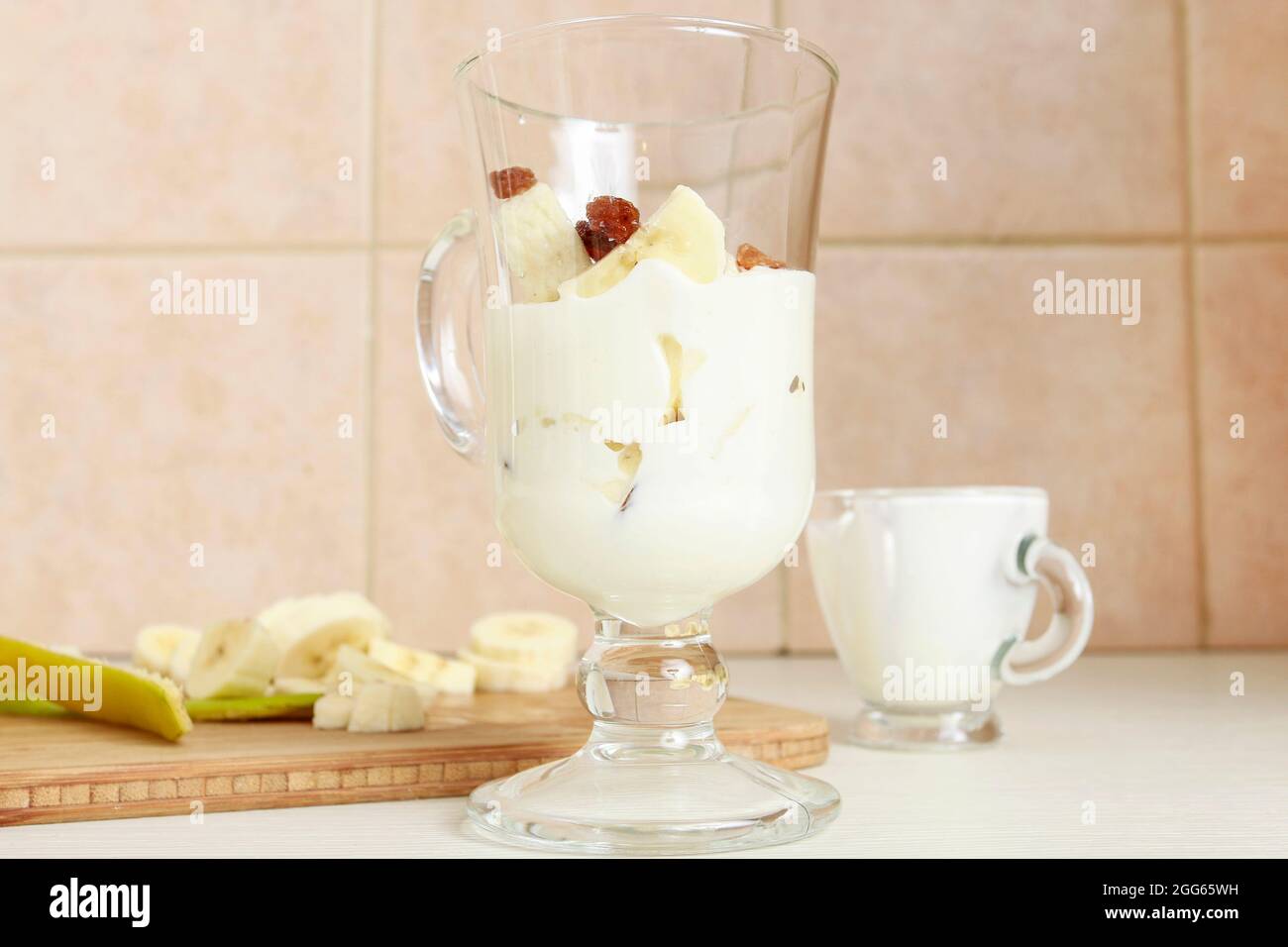Comment faire un dessert de la couche de banane douce avec du yaourt et ...